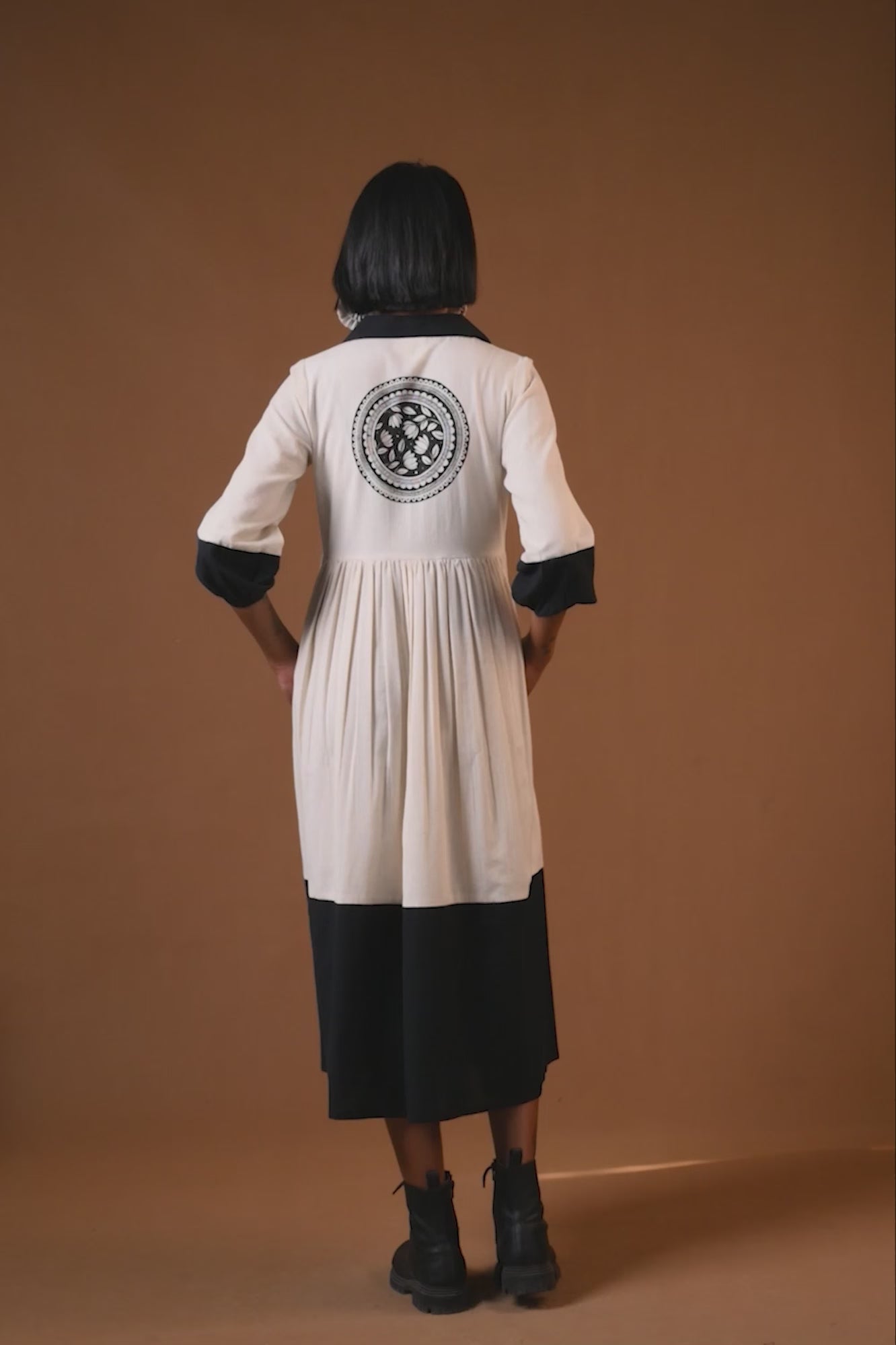 Poppy Off White Monochrome Midi Dress for Women | SODO